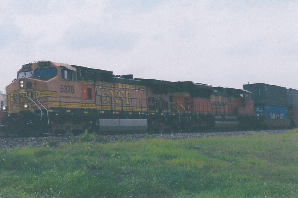 BNSF 5378 East